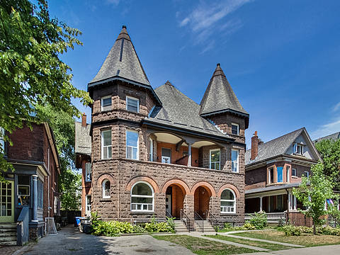 Toronto Luxury Real Estate, Homes, & Condos for Sale Luxury Real Estate ...